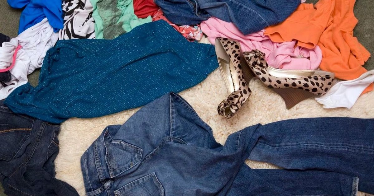 Así se puede eliminar el olor a humedad de la ropa