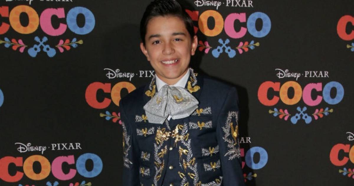 La historia del niño mexicano que prestó su voz al protagonista de “Coco”