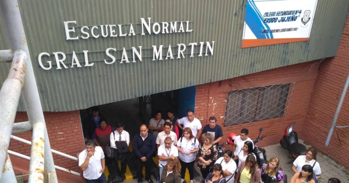 Escuela Normal de Libertador sin clases por problemas eléctricos y ...