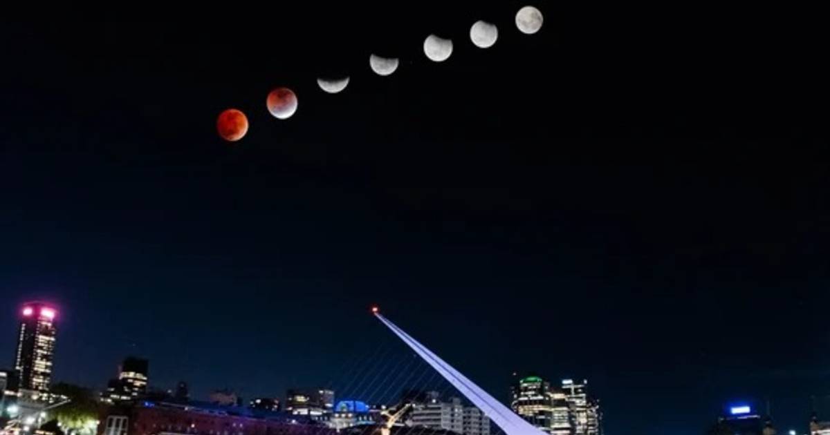 La Luna se tiñó de rojo: el impactante eclipse que no se volverá a ver ...