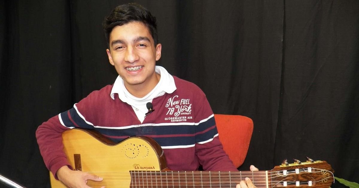 El joven Daniel Valdez se lanza como folclorista
