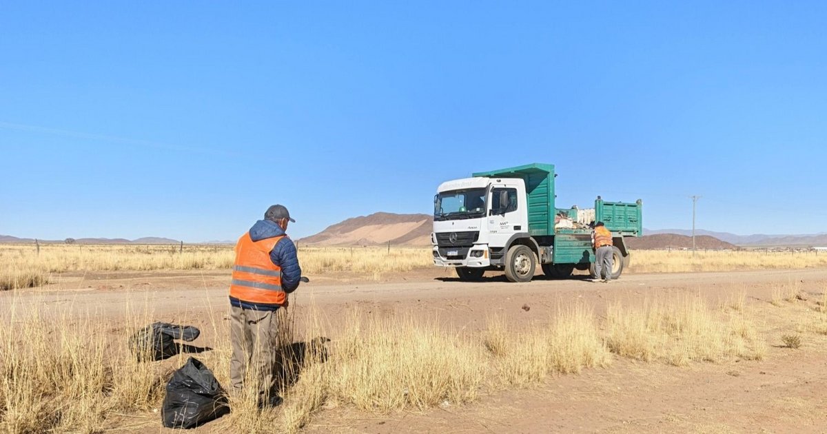 Compromiso ambiental con la limpieza de sectores rurales