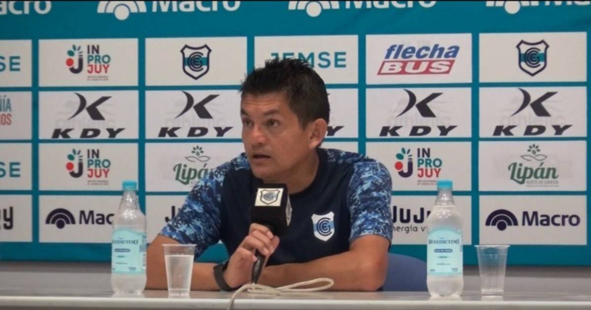 "Estoy comprometido al 100% con Gimnasia, mi cabeza esta acá"