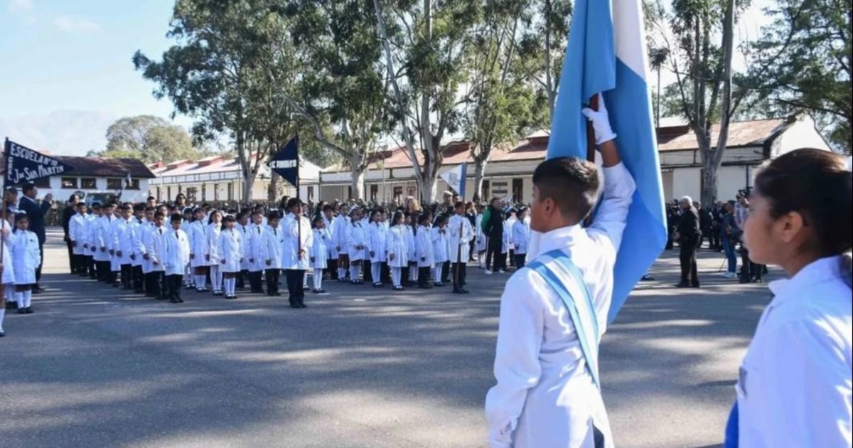 Día de la Bandera en capital