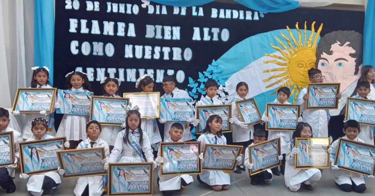 Promesa a la Bandera en escuelas rurales de la puna