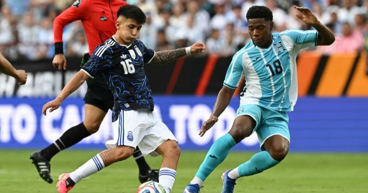 Argentina derrotó 2 a 0 a Honduras en un amistoso