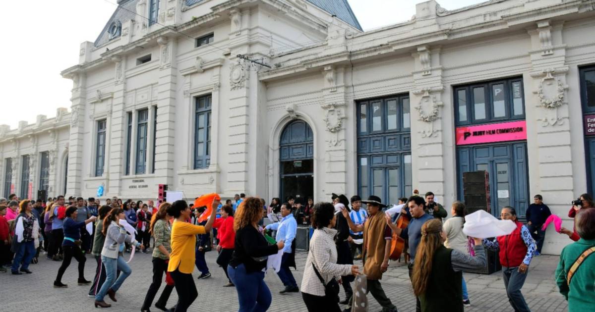 Exitoso “Patio criollo” en el Día de la Independencia