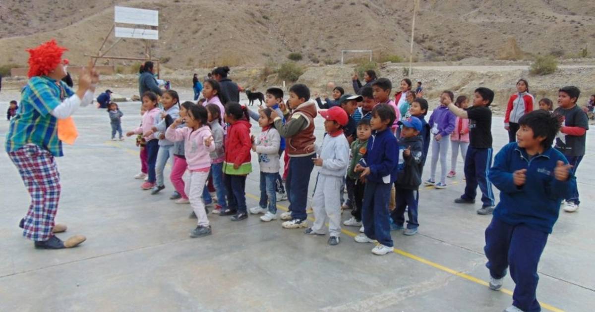 Niños de Chalala festejaron su día