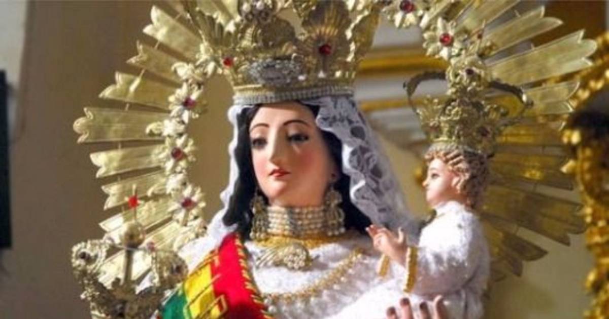 Mañana se conmemora el día de la Virgen de Copacabana, patrona de Bolivia