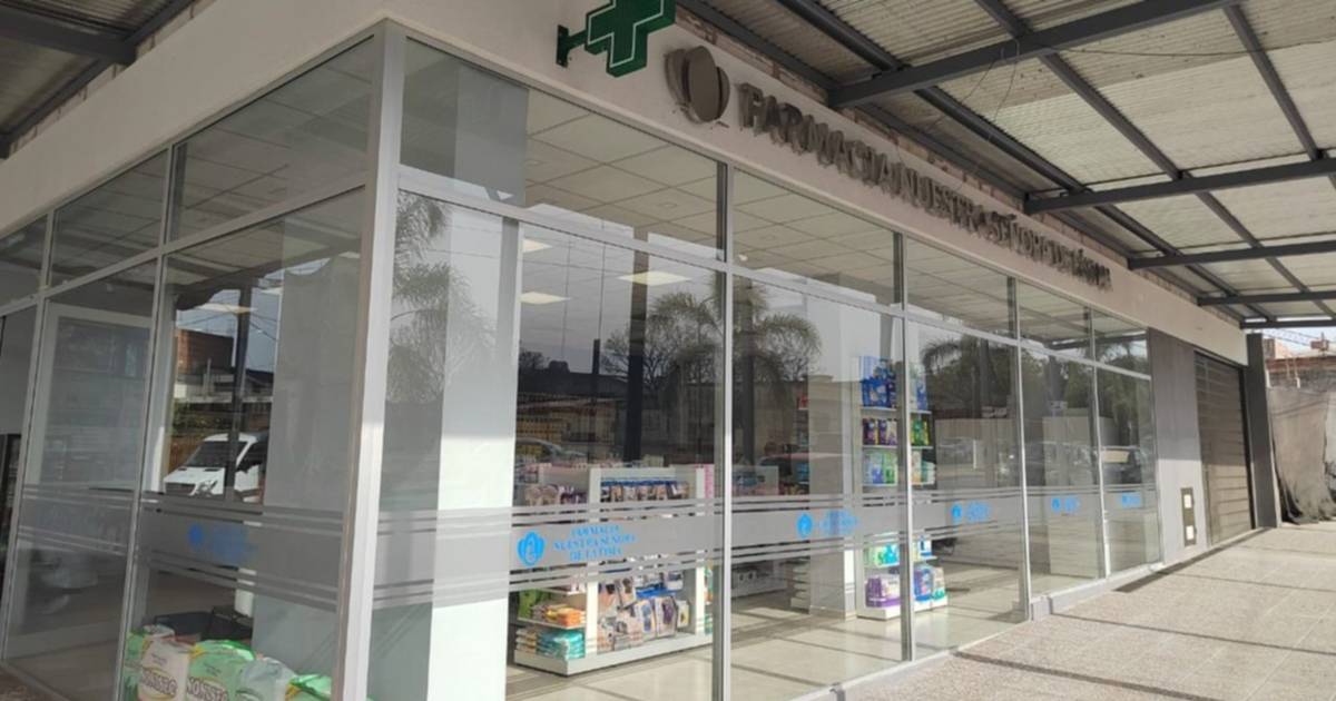 Farmacia “Nuestra Señora de Fátima” abrió sus puertas