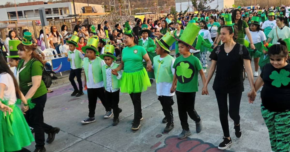 EN VIVO. Todo el color del defile "Bienvenida Primavera" en Ciudad Cultural