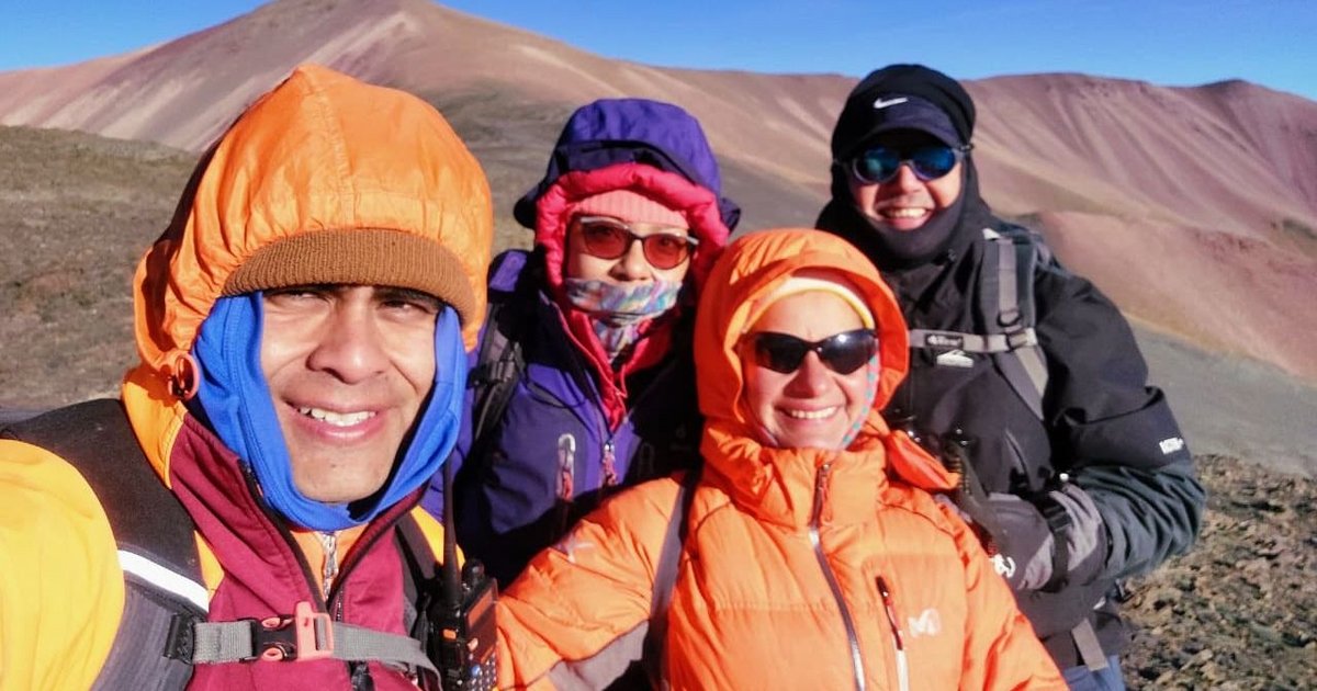 Jujeños con cumbre en el Cerro Hermoso