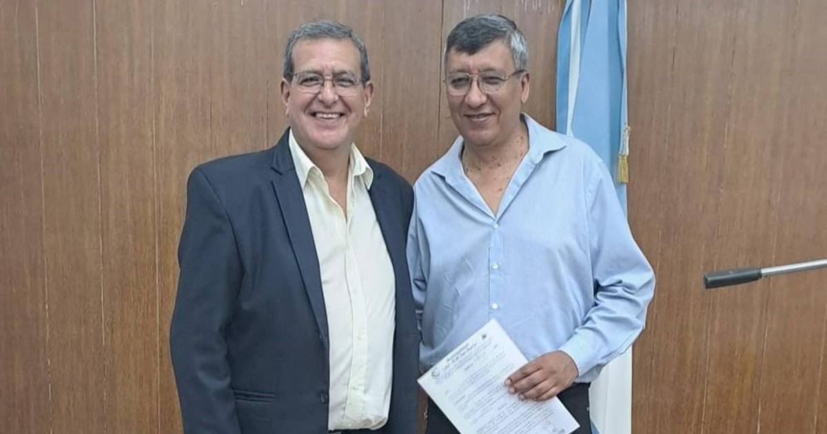 Jayat tomó juramento a todos sus funcionario